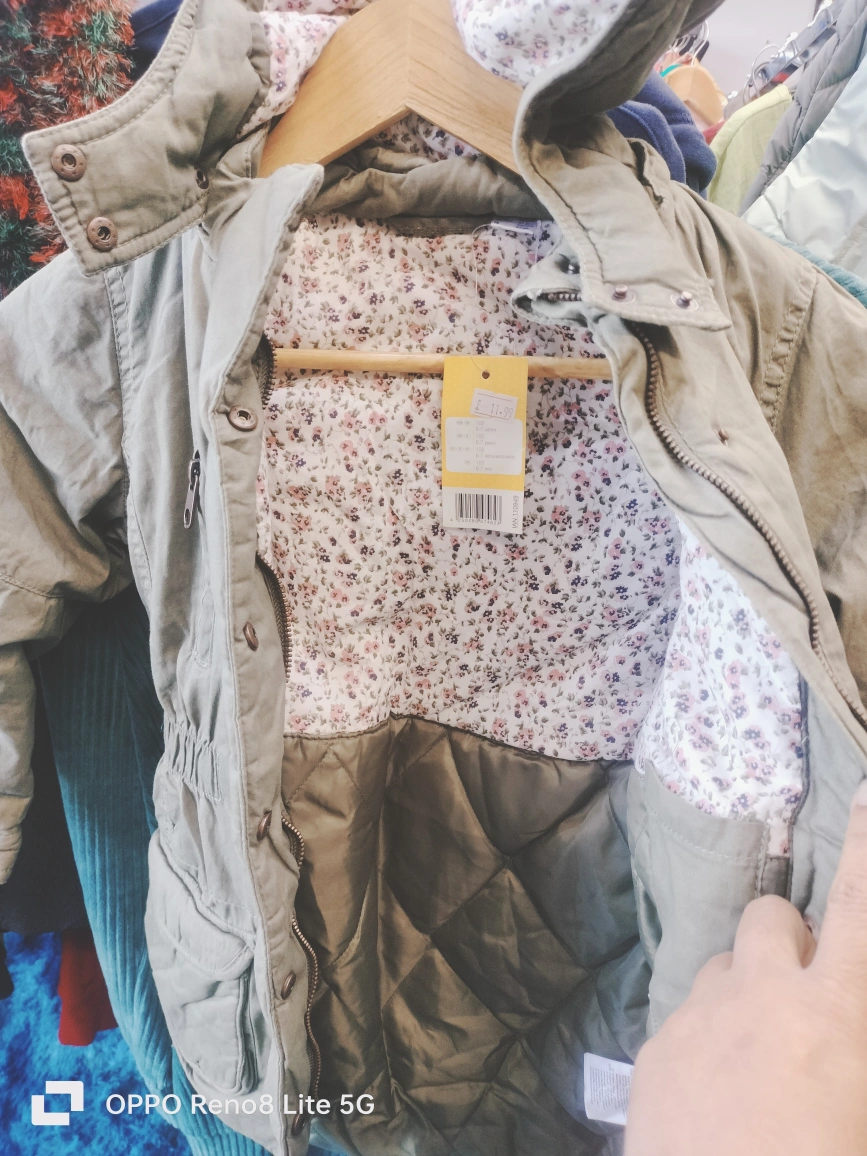 Green padded hooded jacket | Karrot